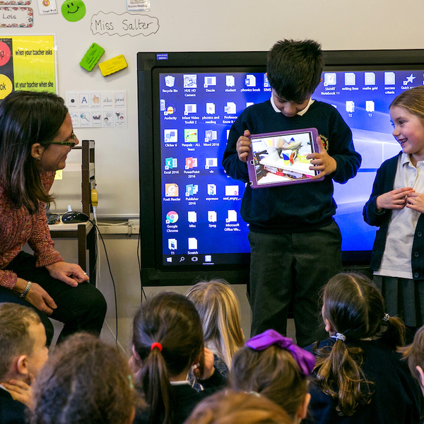 IPad support for the classroom - Fonthill Foundation